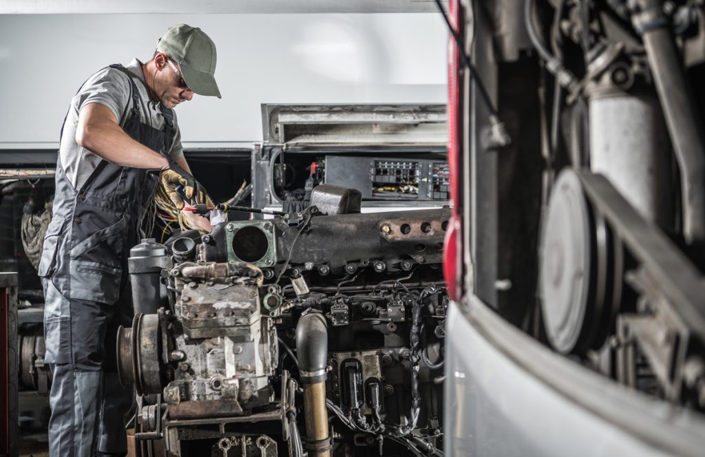 How Does DEF Work In A Diesel Engine? - Heaths Auto Cottonwood